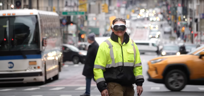 Video: Casey Neistat wears Apple Vision Pro in public all around Manhattan