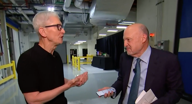CNBC's Jim Cramer speaks with Apple CEO Tim Cook at Corning plant in ...